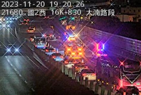 快訊國道2號5車追撞塞爆 回堵5公里時速只剩5km