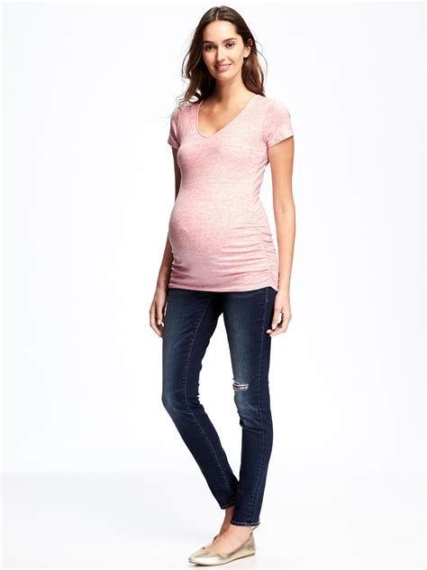 Maternity Fitted V Neck Tee Old Navy