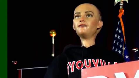 Sophia The Humanoid Robot Gives A Commencement Speech At Dyouville University New York Robot