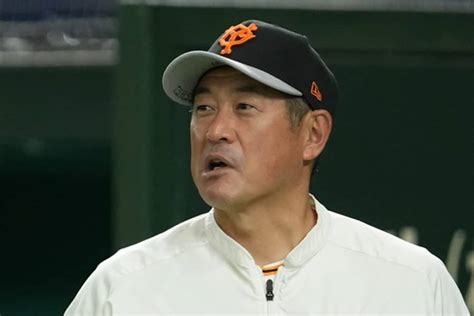 石井琢朗氏、コーチ就任で“横浜帰還” 栄光のv戦士復帰にファン感涙「目が潤んで」 野球 スポーツブル スポブル