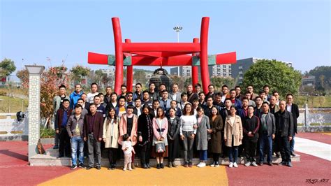 高考物理备考探讨 教研动态 贵州省铜仁第一中学爱铜中百年名校 人文铜中