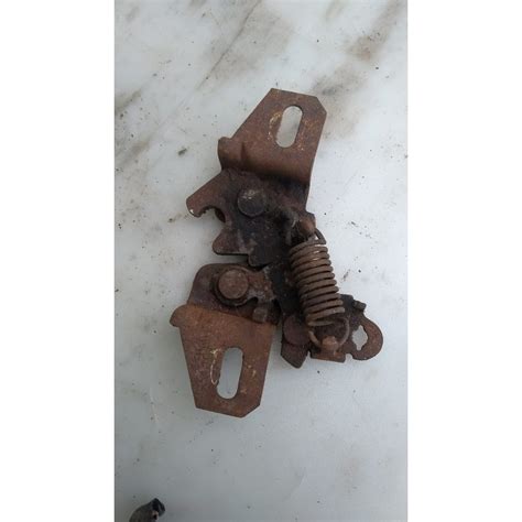 Fechadura Do Capo Do Motor P Corcel Ii E Belina Shopee Brasil