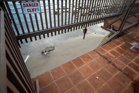 Isla Vista Cliff Erosion — Lukas Olesinski