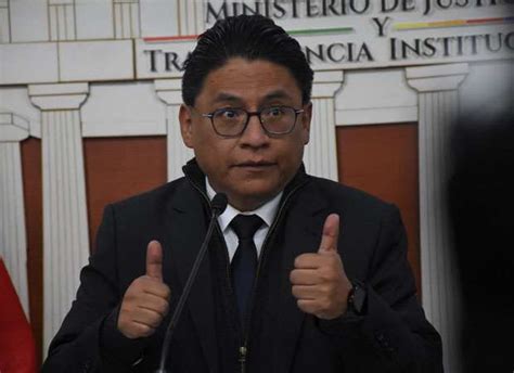 Ministro Lima Asegura Que No Está En Su Plan Postularse A Fiscal