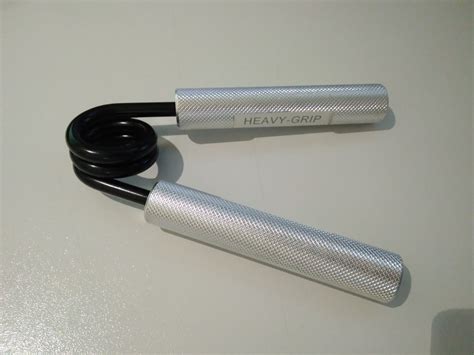Эспандер кистевой Heavy Grip 200 | отзывы