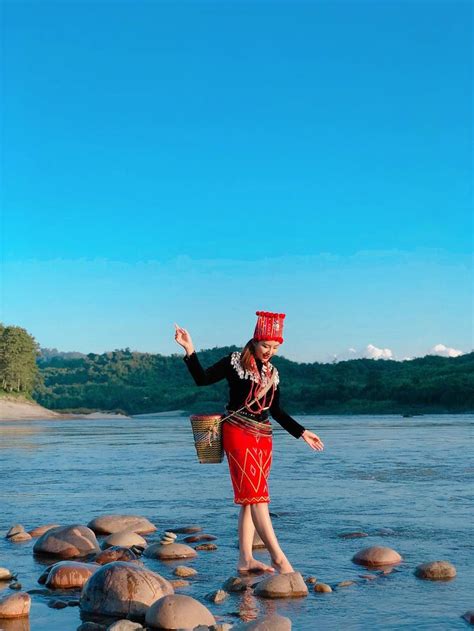 Beautiful Photos Of May Myint Mo In Myit Sone Kachin State Kachin