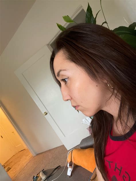 Been Trying To Accept My Crooked Nose Recently Rnoses