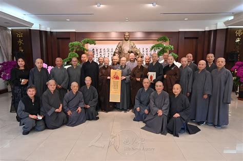 佛教弘誓學院昭慧法師皈依星雲大師 感念恩澤由衷讚歎 人間通訊社