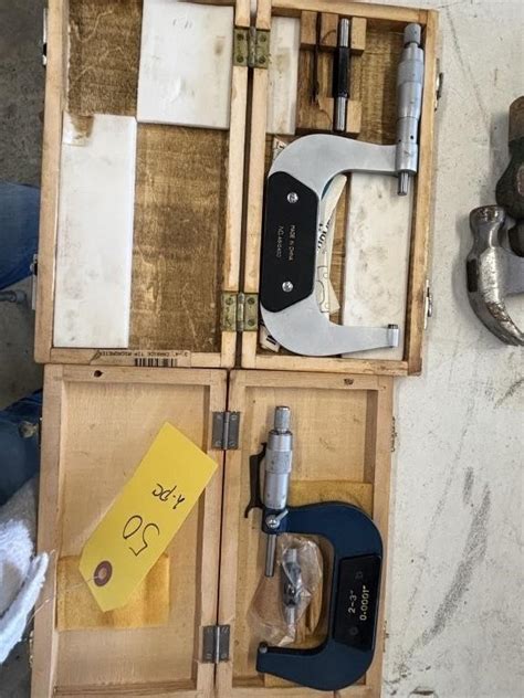 2 Pc Set Calibrating Live And Online Auctions On