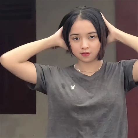 Putri Intan