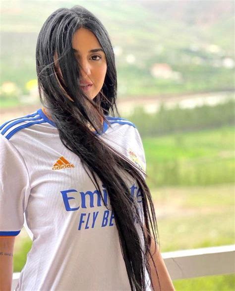 19 Real Madrid Girls Rmagirls Twitter Madrid Girl Girl Real