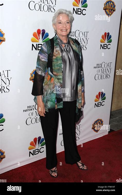 Los Angeles Ca Usa 2nd Dec 2015 Lee Meriwether At Arrivals For
