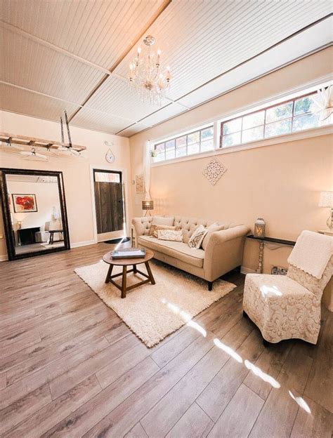 Dreamy Brides And Grooms Rooms At Ivy Oaks Wedding And Event Venue