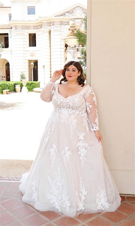 Plus Size Hippie Wedding Dresses