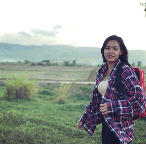 မင်းဝတာလေးကို ကိုယ်ချစ်တာလို့ပြောလိုက်တဲ့ အေးဝတ်ရည်သောင်း Myanmarload