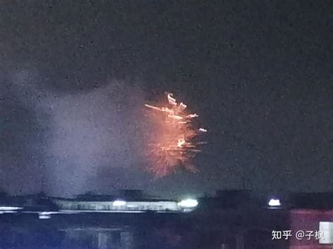 烟花 知乎
