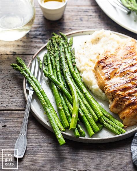Air Fryer Asparagus 3 Ingredients 5 Minutes