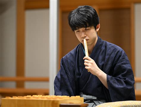 中日新聞 東京新聞 将棋【公式】 On Twitter 2日目午前の対局中の写真です。 Ev2rxtxwhj
