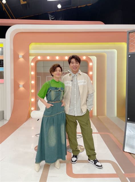 《姊妹亮起來》黃馨慧收到老公情人節玫瑰花 竟然是自家餐廳剩下的！｜四季線上4gtv