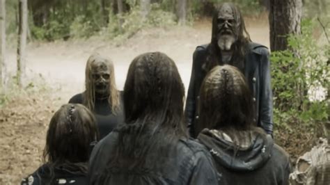 The Walking Dead Saison 9 à Quoi Ressemblent Les Chuchoteurs Alpha Et