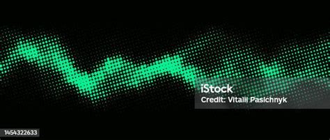 어두운 배경에 하프톤 녹색 점의 그라데이션 팝 아트 질감입니다 만화 배경입니다 벡터 그림입니다 0명에 대한 스톡 벡터 아트 및 기타 이미지 Istock