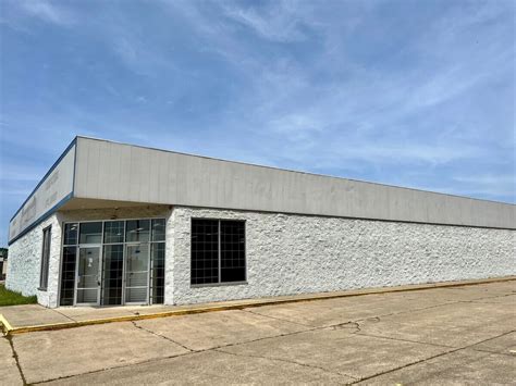 2850 N Market St Shreveport La 71107 Former Aarons For Lease Loopnet
