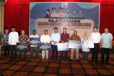 Batam Kota Baru Rudi Sebar Optimisme Sambut Tahun Media Center