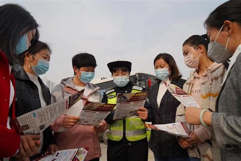 女司机专场？这场交通安全宣讲好贴心！ 极目新闻