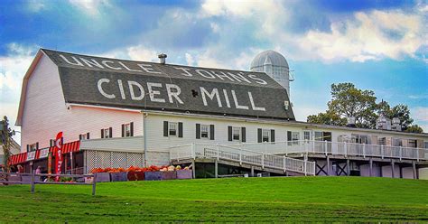 This Massive Cider Mill In Michigan Has Mouth Watering Donuts Famous
