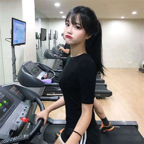 ️ 박민정 ️ On Instagram 살면서 헬스장 처음와본사람 나야나👏” Ulzzang Korean Girl