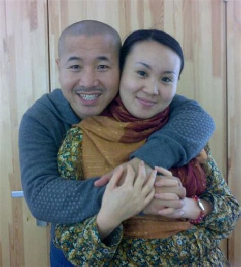 「劉能」王小利的前妻漂亮有氣質 兒子很帥 現任妻子也生一兒子 每日頭條