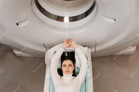 Premium Photo Ct Scan Of Abdominal Of Woman In Medical Clinic Girl