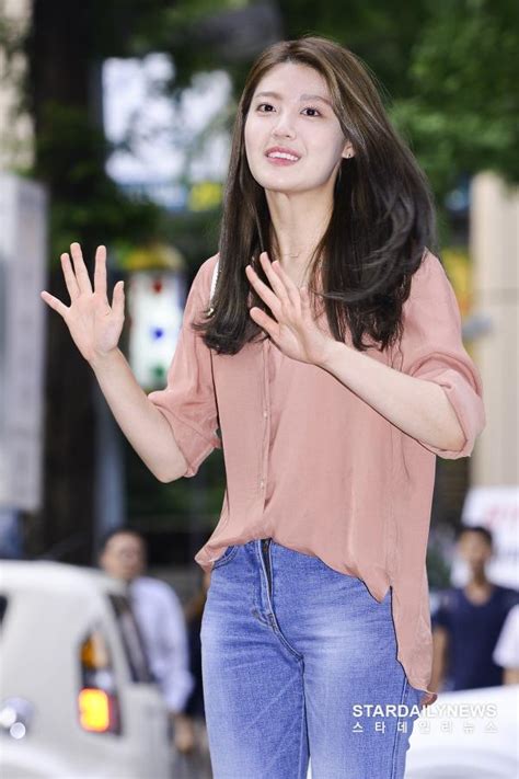 [s포토] 남지현 이쪽 저쪽 골고루 수상한 파트너 종방연 스타데일리뉴스