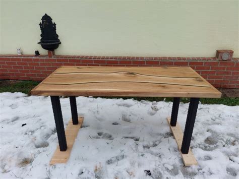 Orechový Stôl Dohodnite Sa Na Extrabazarsk