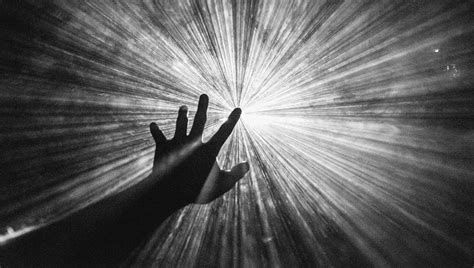 Study Looks At The Strange Experiences People Have On DMT IFLScience