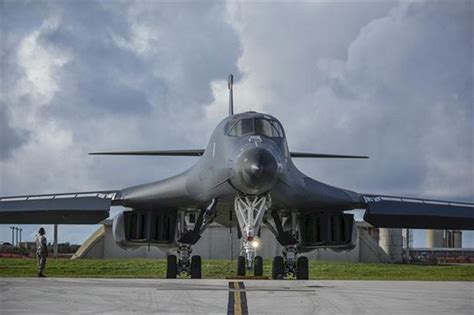 美日韓聯合軍演 美轟炸機飛越朝鮮半島 新聞 Rti 中央廣播電臺