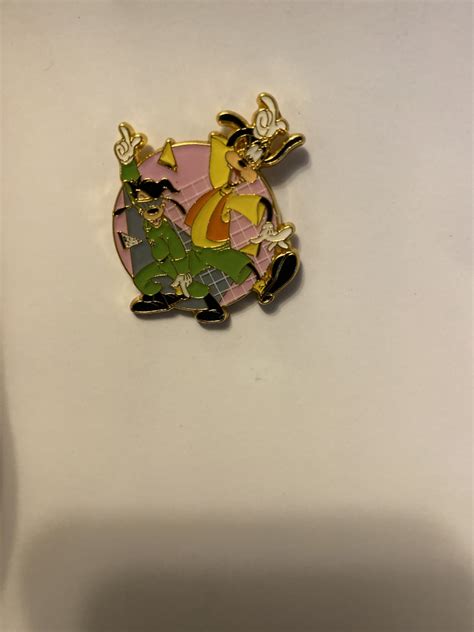 43603 Max And Goofy Dancing To Disco A Goofy Movie Loungefly Disney Pin