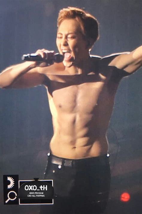 Exo Xiumin Abs