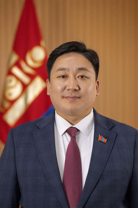 Дүүргүүдийг удирдах шинэ засаг дарга нарын Cv News Mn