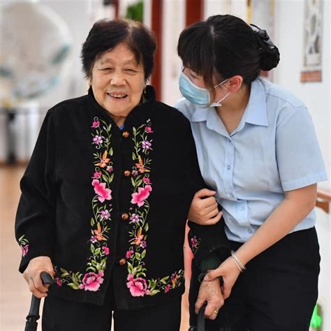 Chinese Scientists Claim Anti Ageing Breakthrough With Spinal Cord