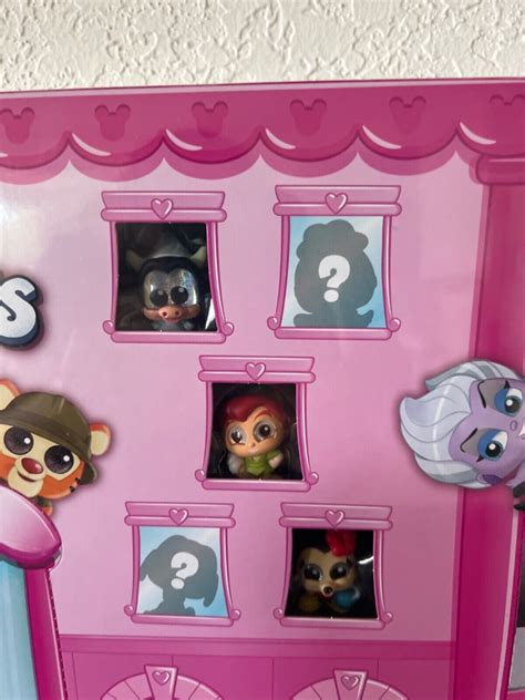 2023 Disney Doorables Let S Go ON VACATION MEGA SET 15 Figure 2 Vehicle