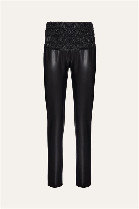 CalÇa Lomami 2 Aniemeyer