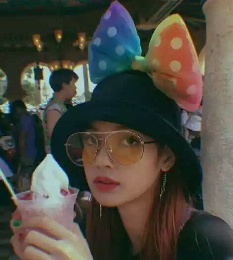 Lisa Wiki BLΛƆKPIИK BR Amino Lisa Wiki BLΛƆKPIИK BR Amino