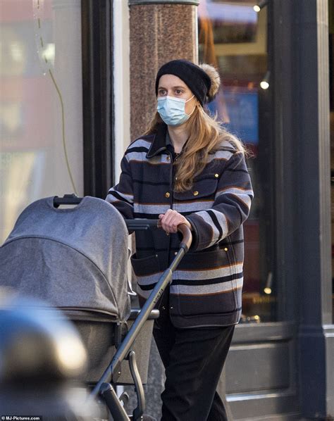 Prince Andrew Sex Case Princess Beatrice Is Spotted Drinking Coffee