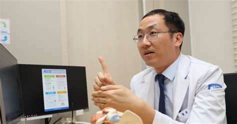 어깨 힘줄 파열 수술 대신 콜라겐 주사로 회복 세계가 주목한 젊은 의사
