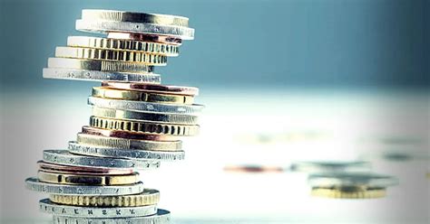 동전 꿈 해몽 8가지 만지는 나오는 받는 줍는 주는 잃어버리는