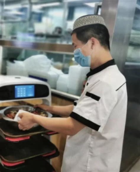 시급 오르자 알바생 대신 월 80만원짜리 서빙 로봇 쓰겠다는 식당 사장님들 네이버 포스트