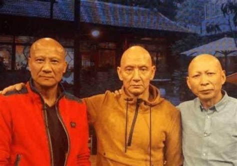 李明啟因演容嬤嬤，上街買菜被打，而他們因演壞人打計程車被拒！ 每日頭條