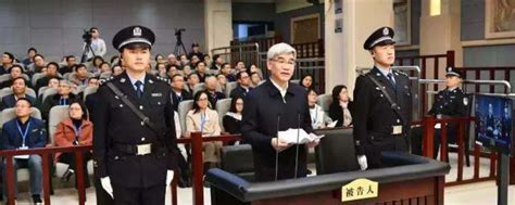 刑事案件被告人有严重疾病不能出庭怎么办 法律小知识知秀网