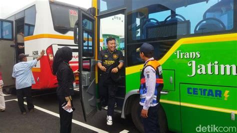 Merasakan Fasilitas Shuttle Bus Piala Dunia U 17 Menuju Gbt